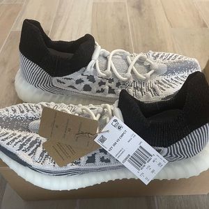 Yeezy | Shoes | Yzy 35 V2 Cmpct | Poshmark